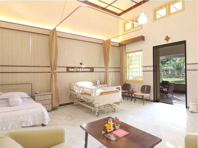 RKZ Surabaya - Medical Tourism